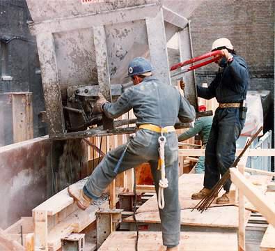 M and B Mag Aluminum Concrete Beam Bucket